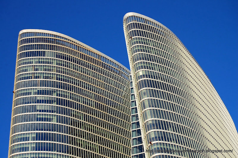 Abu Dhabi Daily Photograph - Get the BIGGER picture: Abu Dhabi ...