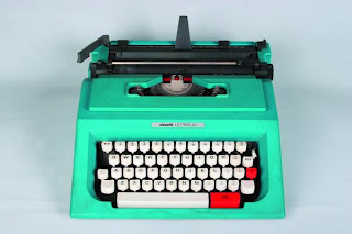 Cream Coloured Ponies: rainbow of typewriters
