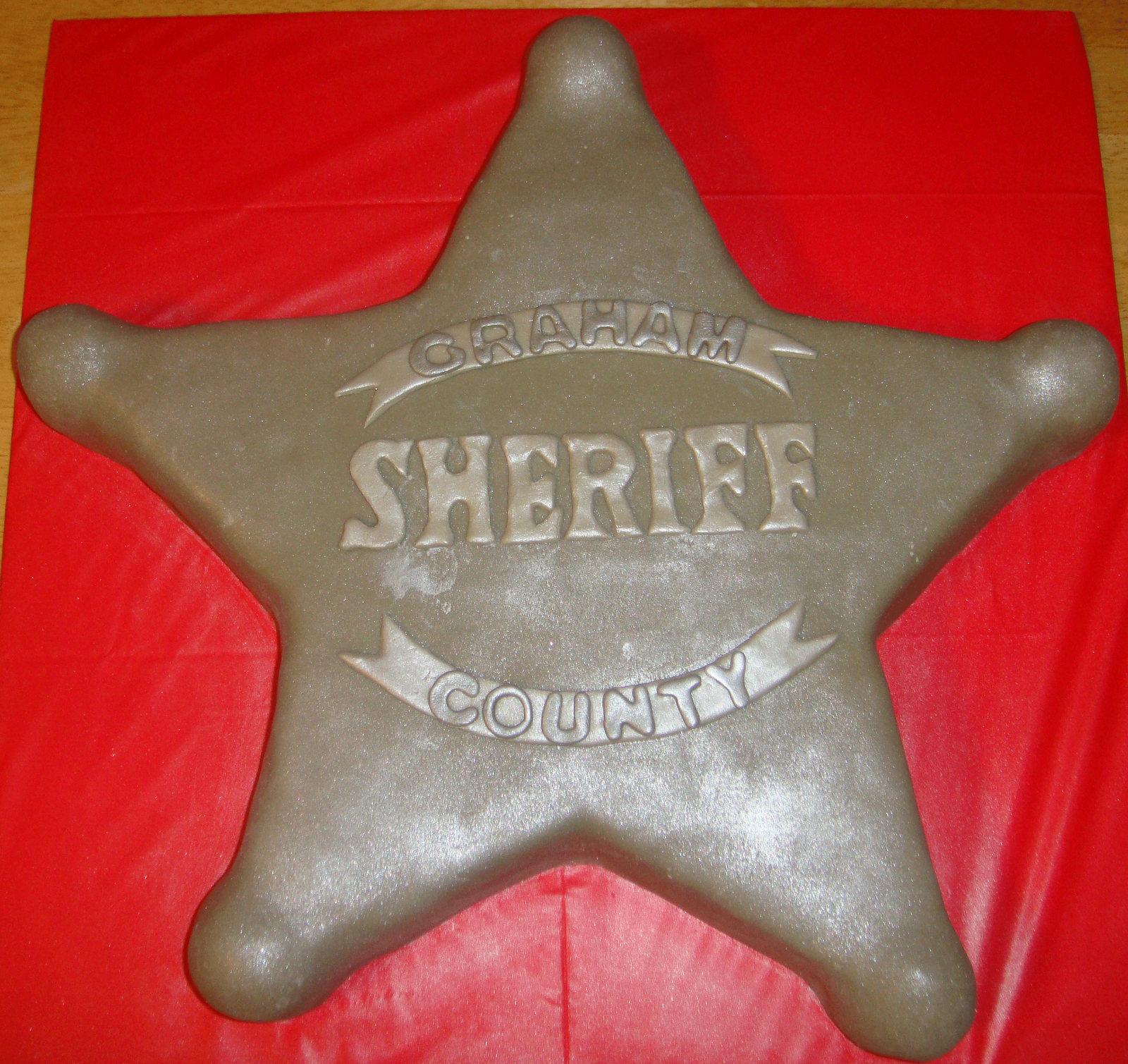CiCi's Cakes: Sheriff Badge Cake