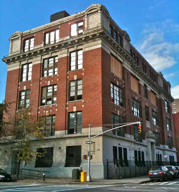 H A R L E M + B E S P O K E: ☞ REMEMBER: East Harlem's P.S. 85 circa 1920
