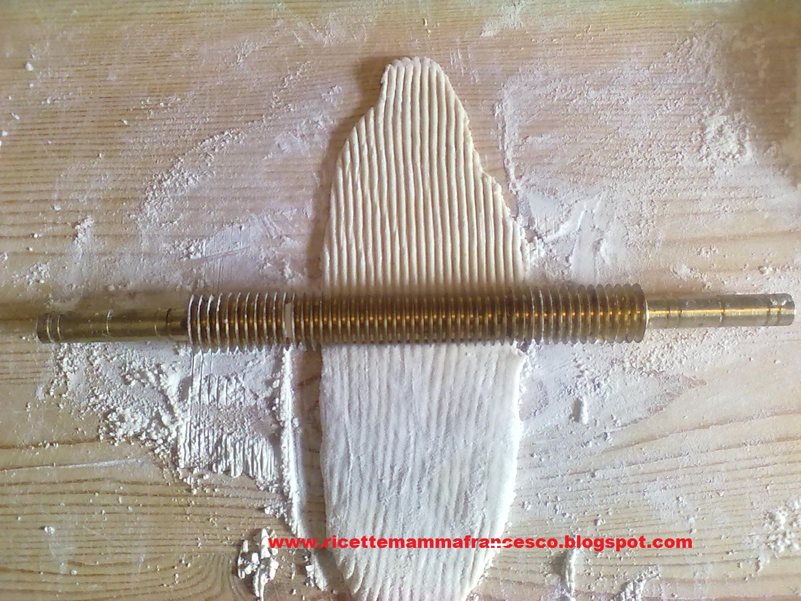 Le ricette della mamma di Francesco: maccheroni al torchio