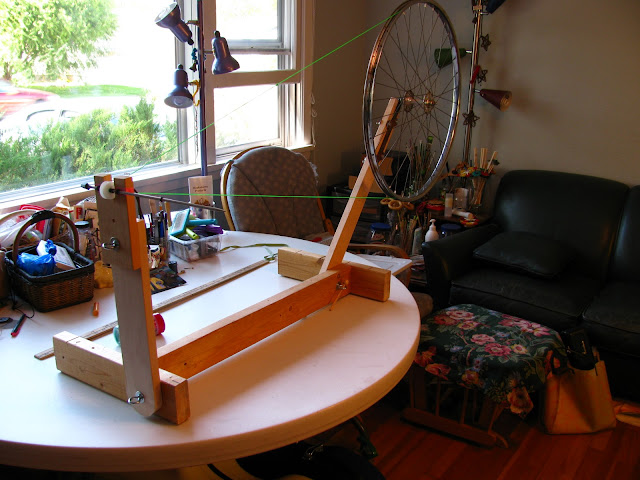Rosemary Knits: Updates to my bicycle wheel spinning wheel
