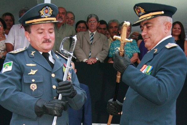 SARGENTO SANDRA: Coronel Araújo assume o comando da Polícia Militar no RN