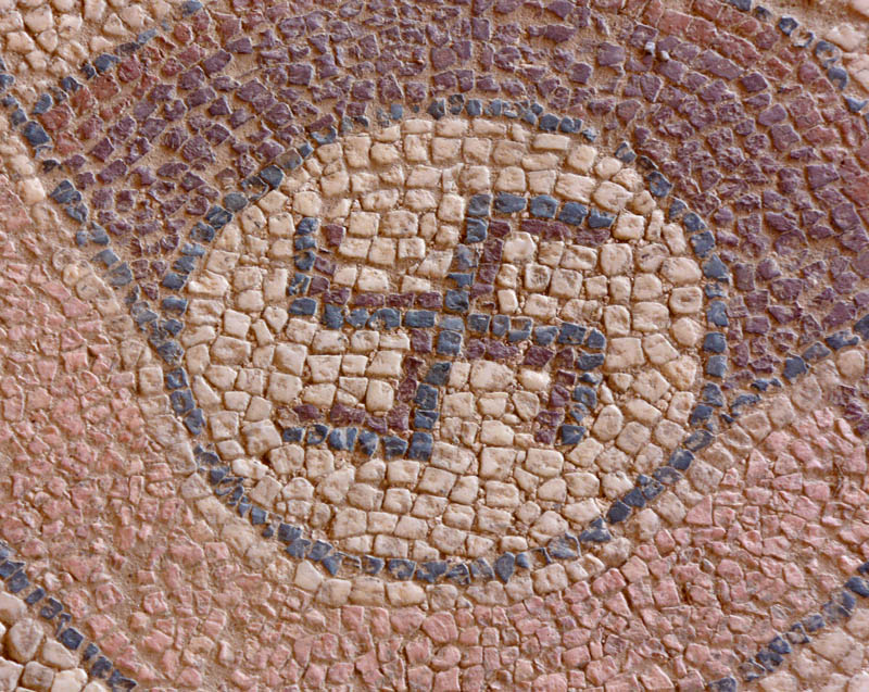 Lupta NS: Svastica în creştinism, imagini