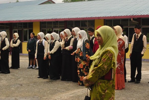 Little Cat: SMK Pusa, Betong.: SMK Pusa melawat SMK Datuk Patinggi ...