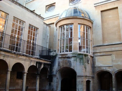 Pump Room Bath - Britain All Over Travel Guide