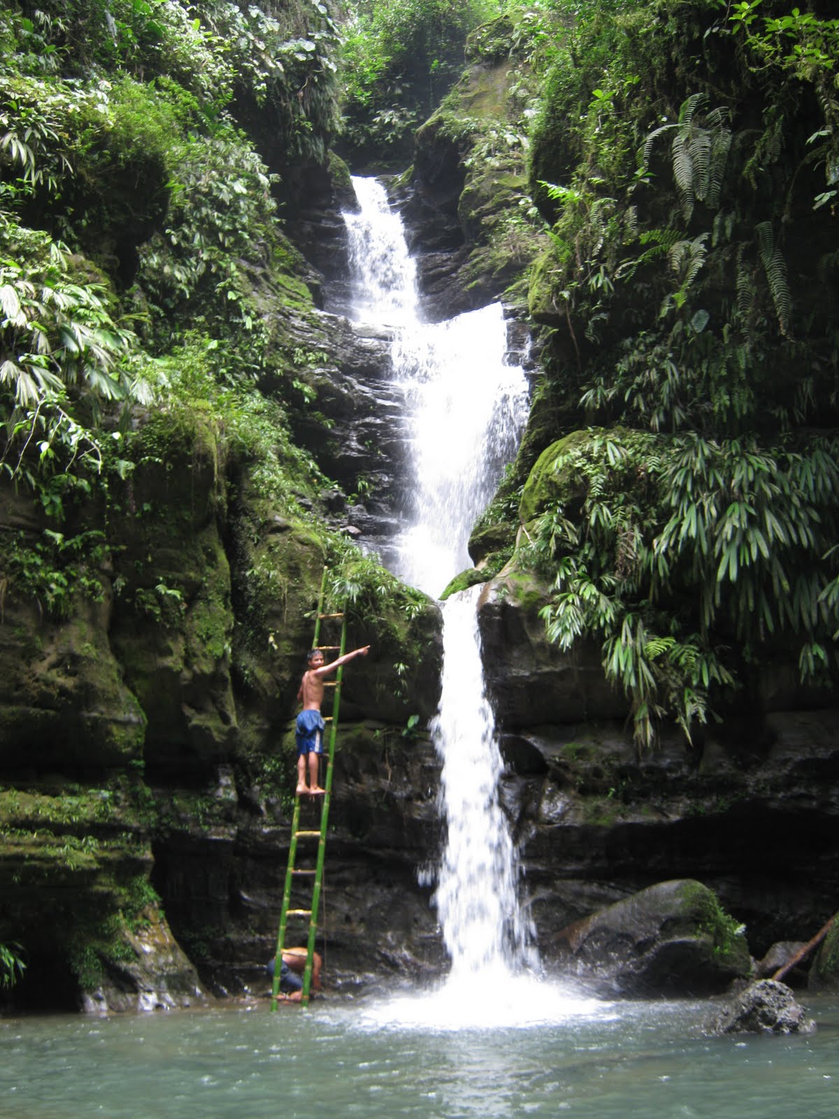 Craig and Steph's Vacations Blog: Spending Time with the Waira Churis