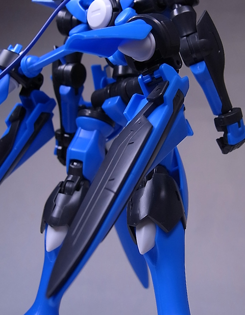 GUNDAM GUY: HG 1/144 Brave Commander Test Type - Review