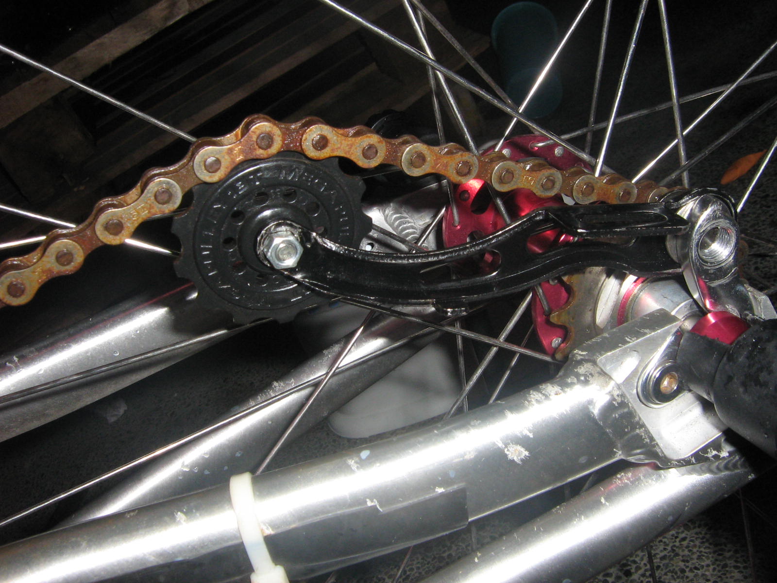 BikeTrials and a Fistful of Blisters: DIY Roller Chain Tensioner