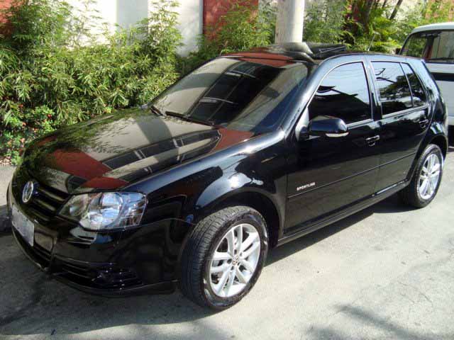 Análise de usado: Golf Sportline 2010 com teto-solar traz conforto ...
