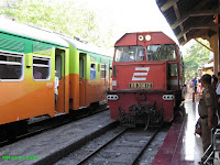 Blog Kereta Api Indonesia: Padang Story, Part-3