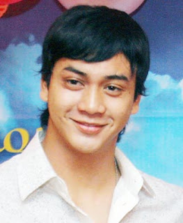 Galeri Dimas Andrean 2 - Koleksi Gambar Artis Malaysia