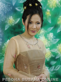 Galeri Gambar Janet Khoo - Koleksi Gambar Artis Malaysia