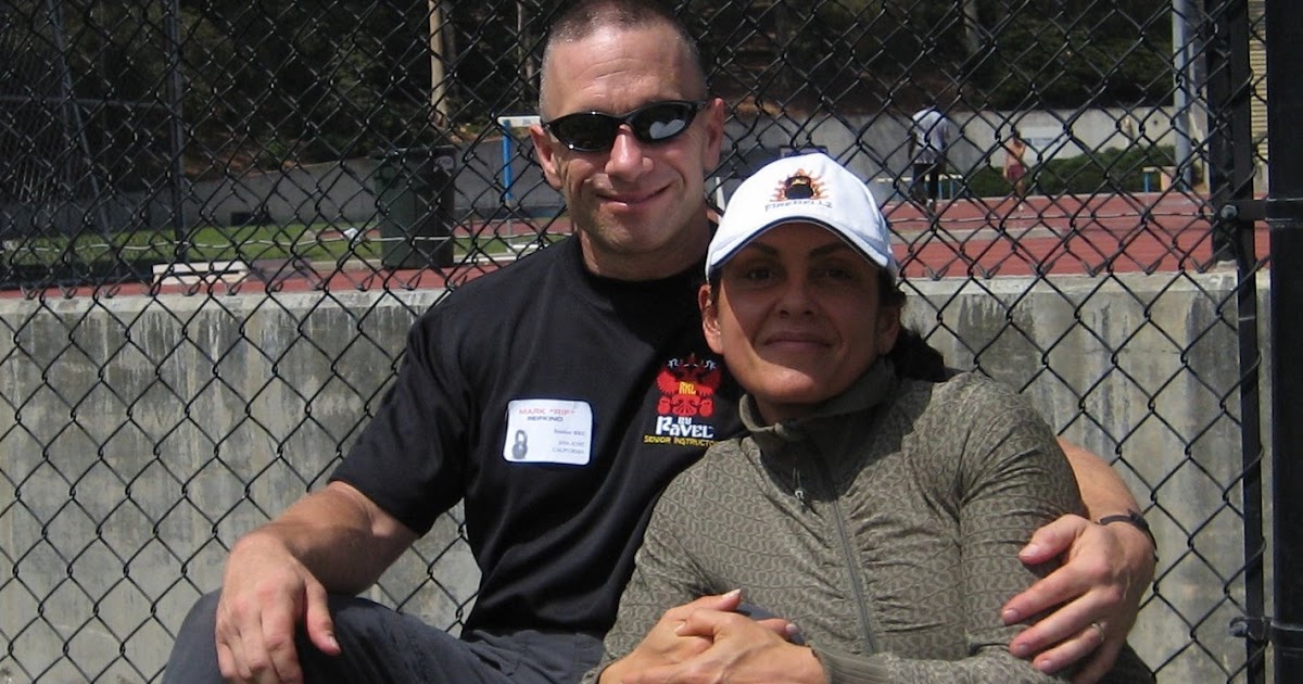 begin to dig: Rif Signs Off