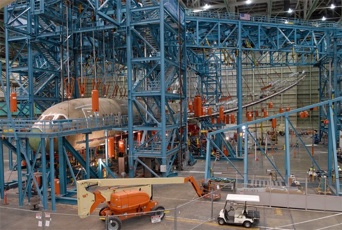 The AirplaneNut: 787 Wing Load Test