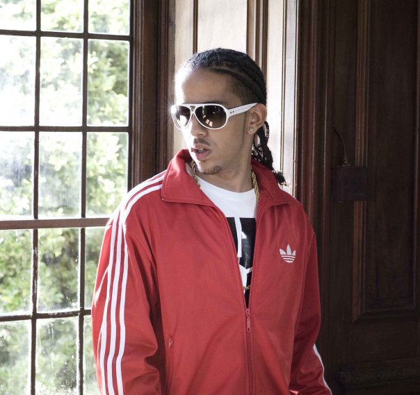 I AM MUSIC!: Like U Like - Aggro Santos Ft. Kimberly Walsh(MUST HAVE