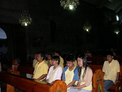 Ang Aming Pamilya: Sa Simbahan