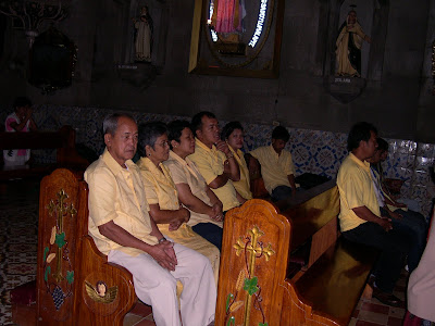 Ang Aming Pamilya: Sa Simbahan