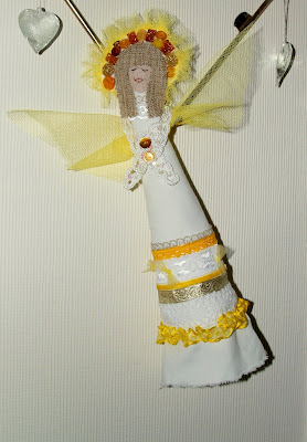 Crafty Templates: Making a fabric angel