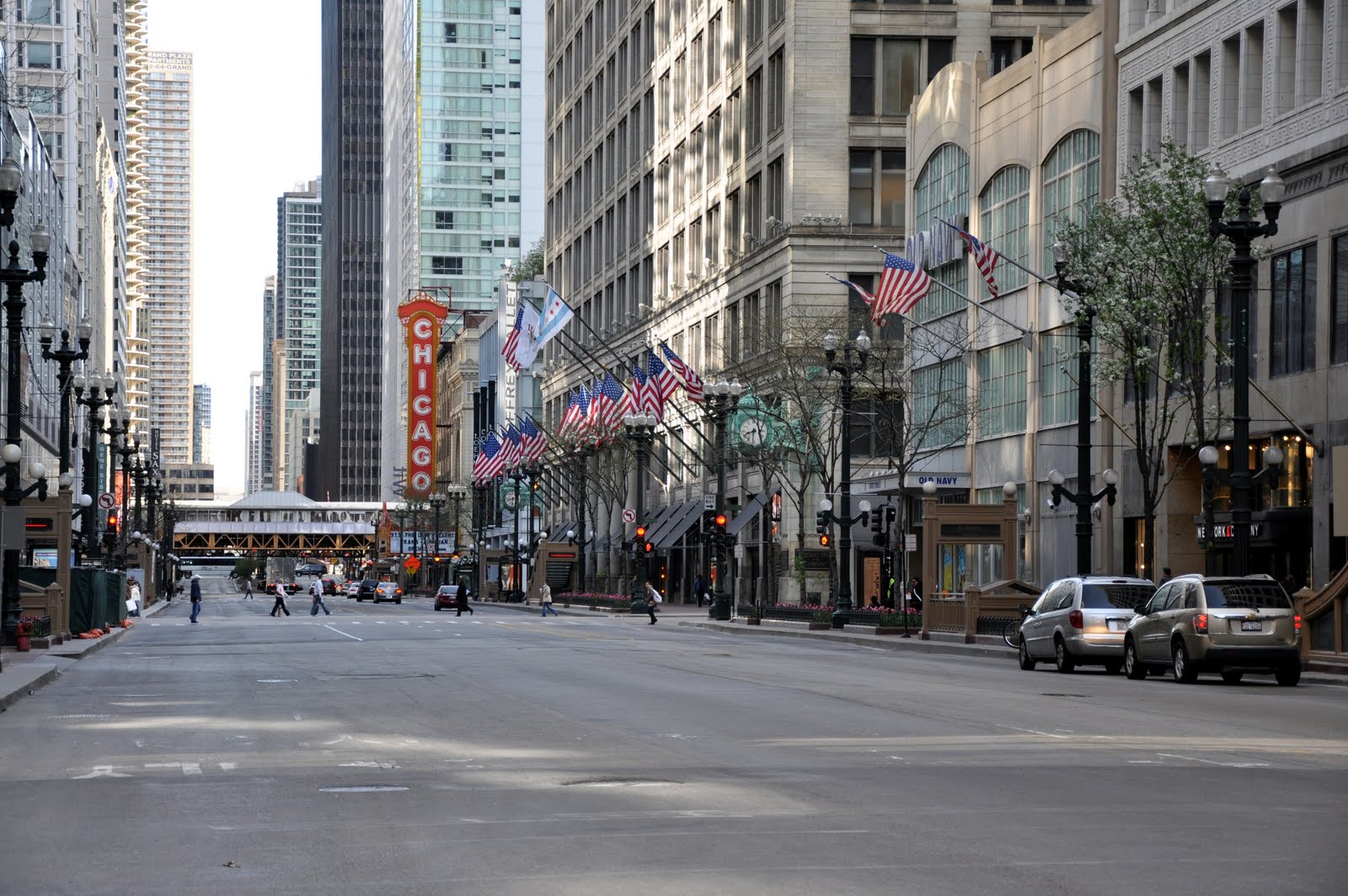 chicago en abril: State Street 7:30 a.m.