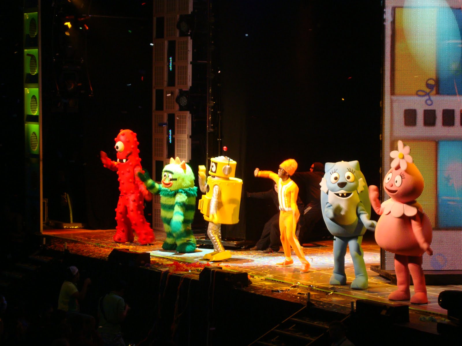 Journey With The Jenks: Yo Gabba Gabba Live
