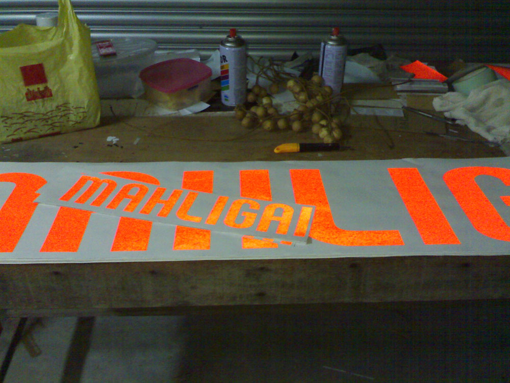 Kedai iklan Jeli - Gemilang Global Trading: Sticker bas ekspress MAHLIGAI