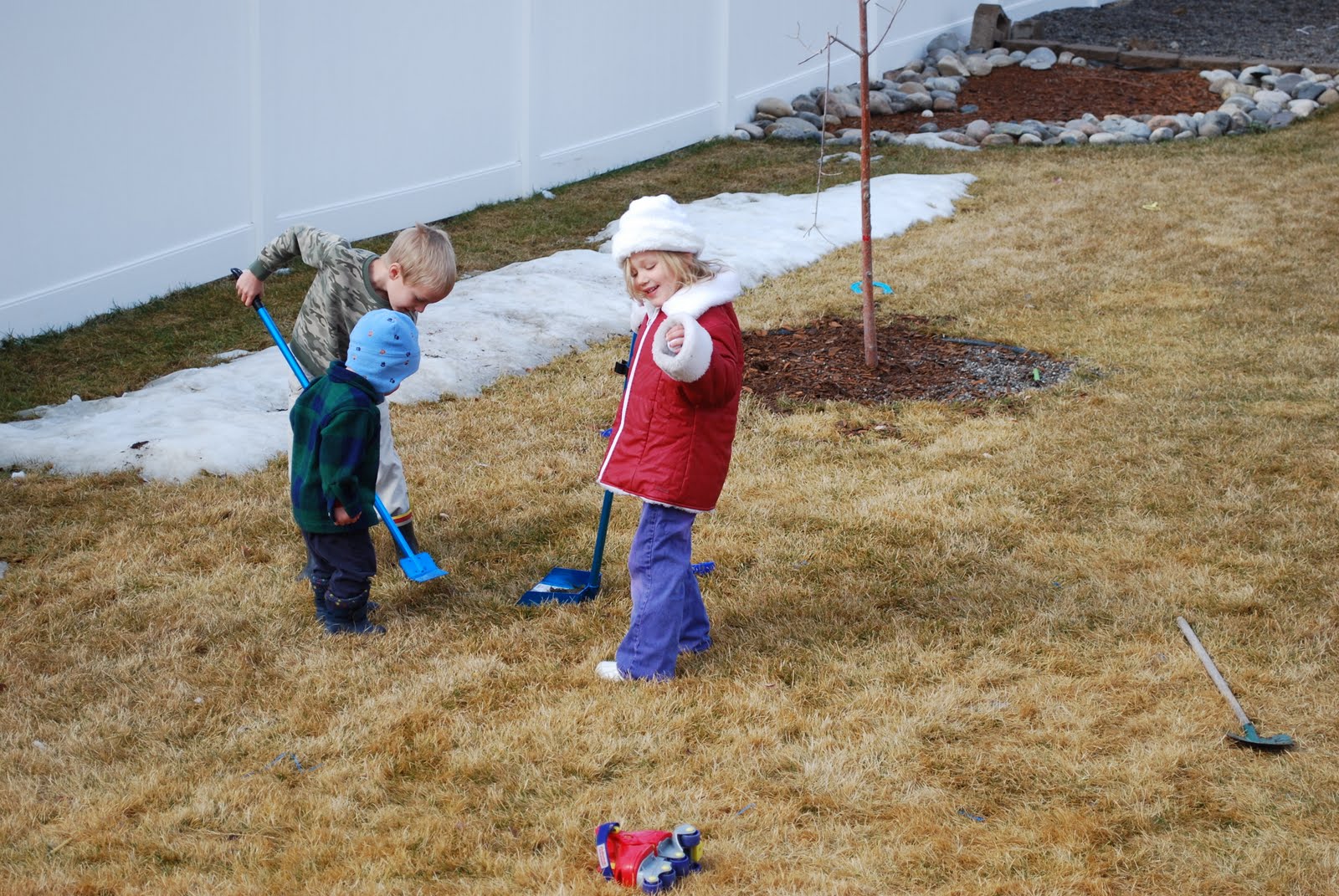 momma's5: The Pooper Scooper