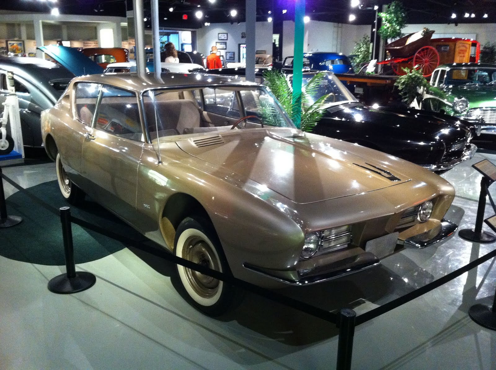 Studebaker Avanti - 4-Door Concept Cars