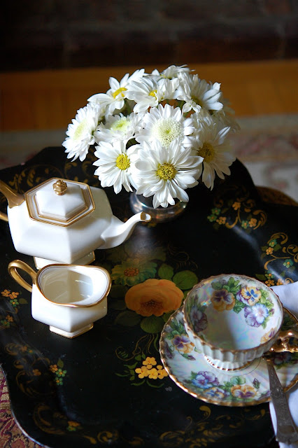 Little Red House: Tablescape Thursday: Tea Tray