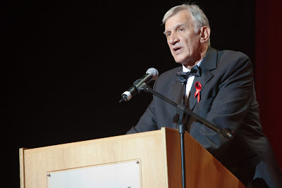 Medical Knowledge Institute: MKI salutes Professor Jan du Toit