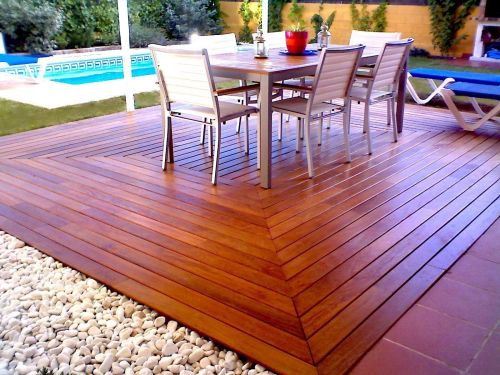 Disfruta de la mejor Tarima en el exterior de tú casa.