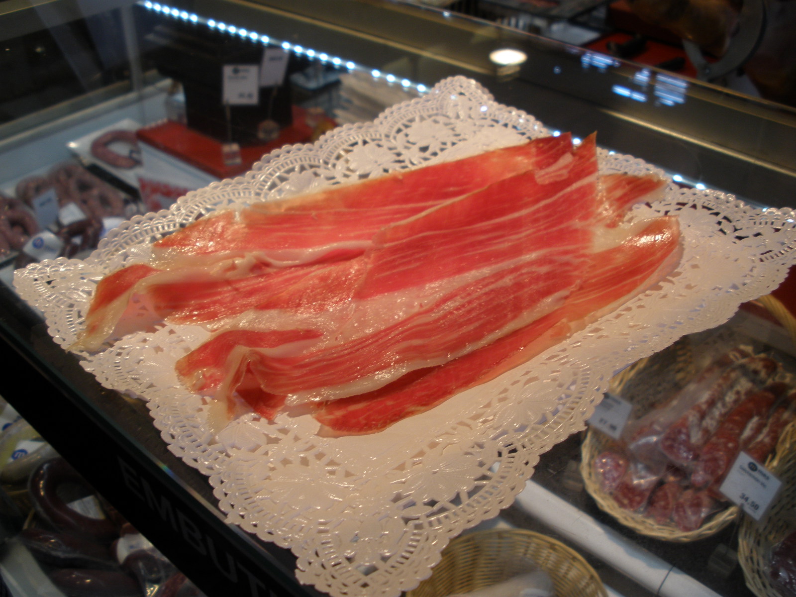 An American Monster Geek in London: Madrid - Museo del Jamon!!!!