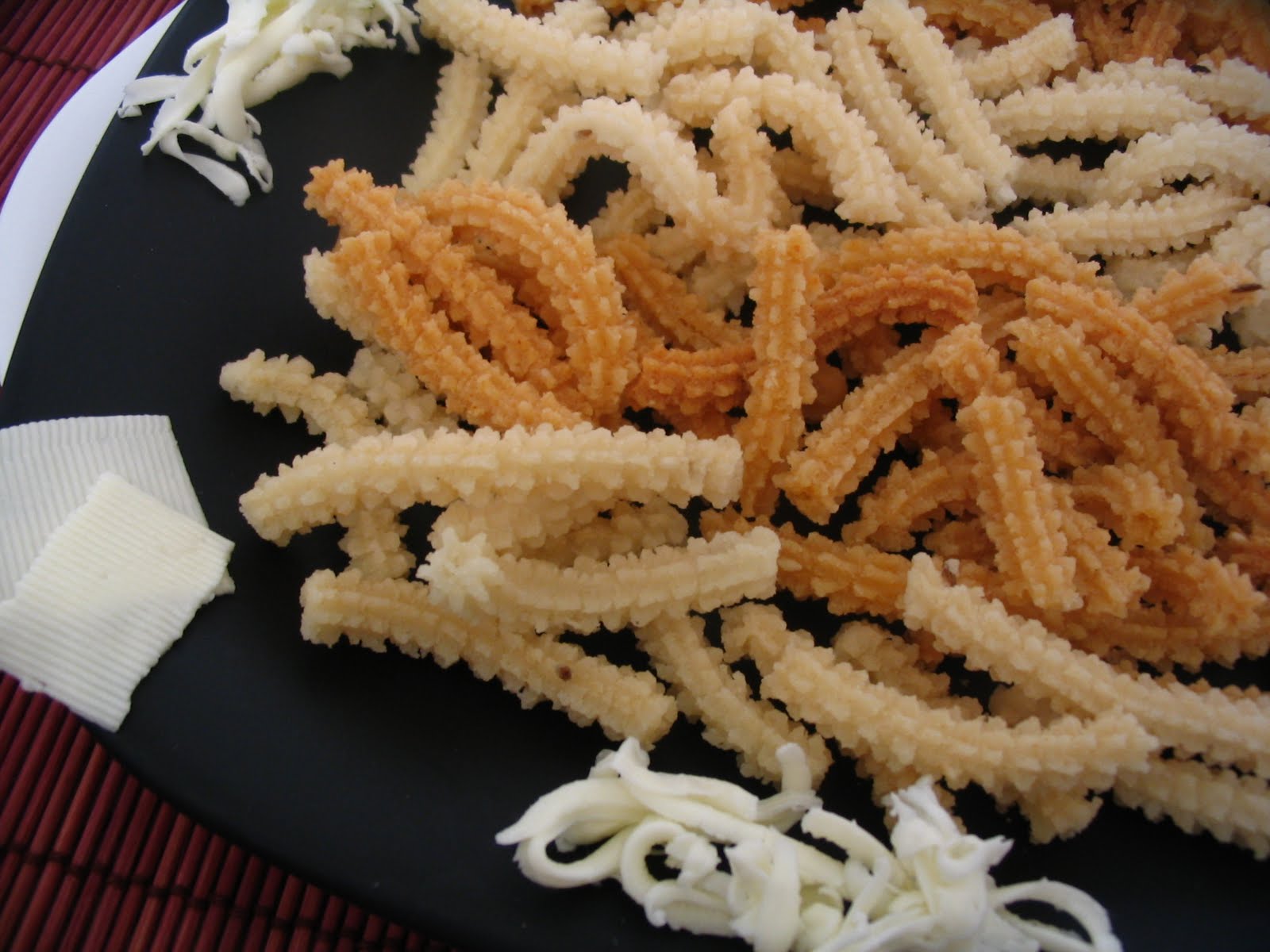 Dishesfrommykitchen: MURUKKU OR JANTIKALU