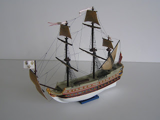 WoldsModelClub: Heller kit Le Phenix