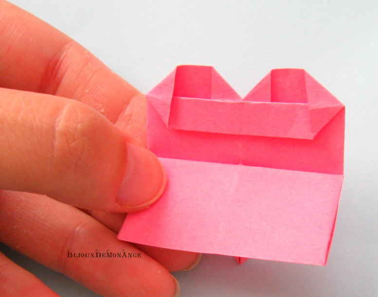 Tutoriale Handmade * Arts & Crafts *: Stativ Inima - tehnica Origami