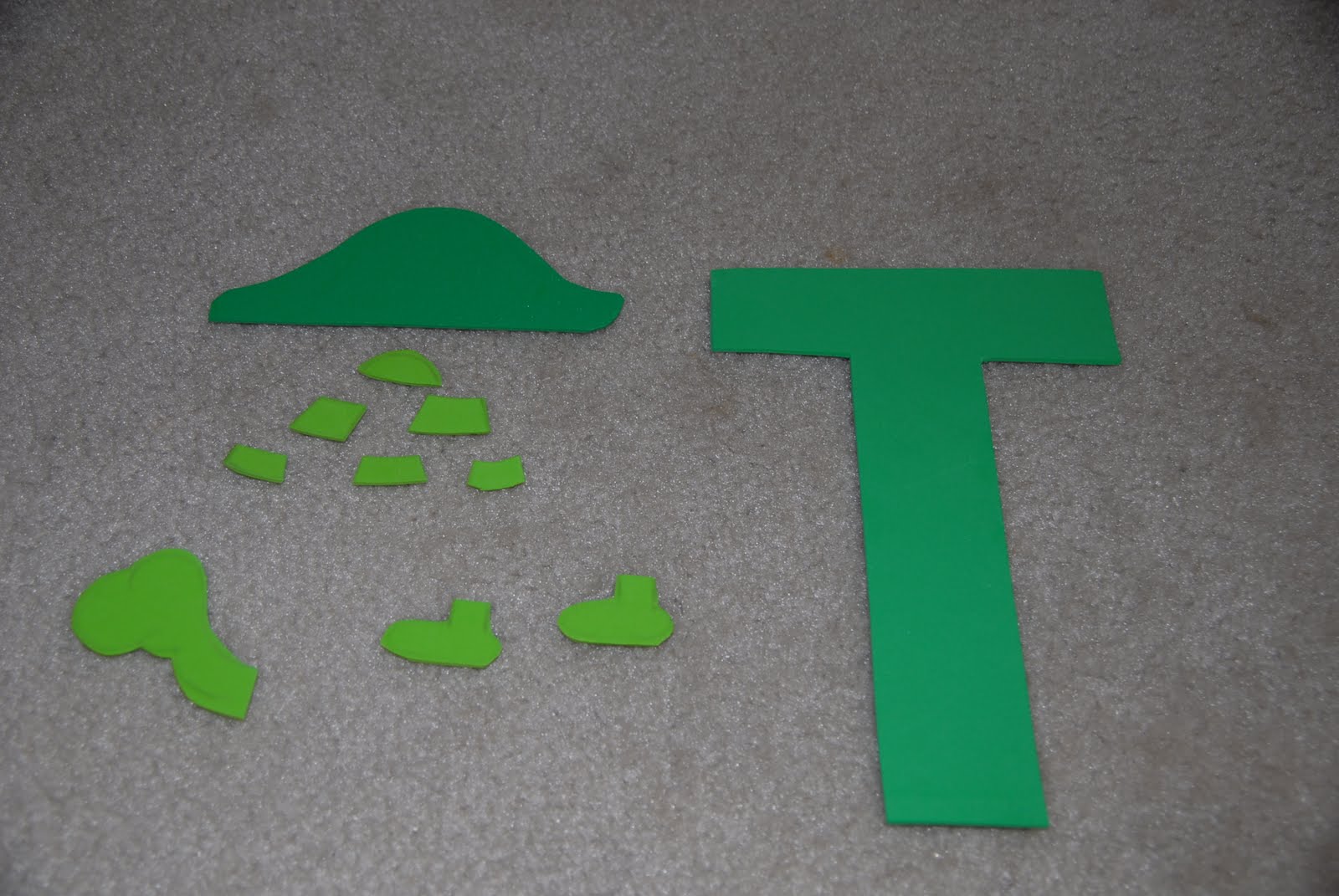 Mc TOT: TOT School~ Letter T Craft