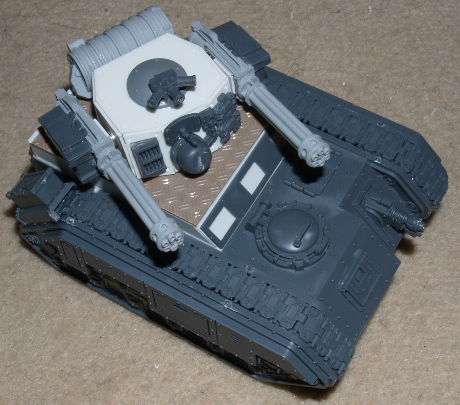 Sons of Sanguinius: Hydra Conversion - with punisher cannons! (2)