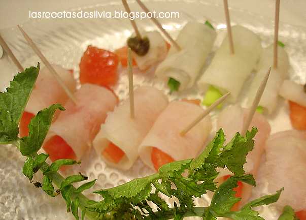 Las recetas de Silvia: Rollitos de nabo crudo ideales para picadas y ...