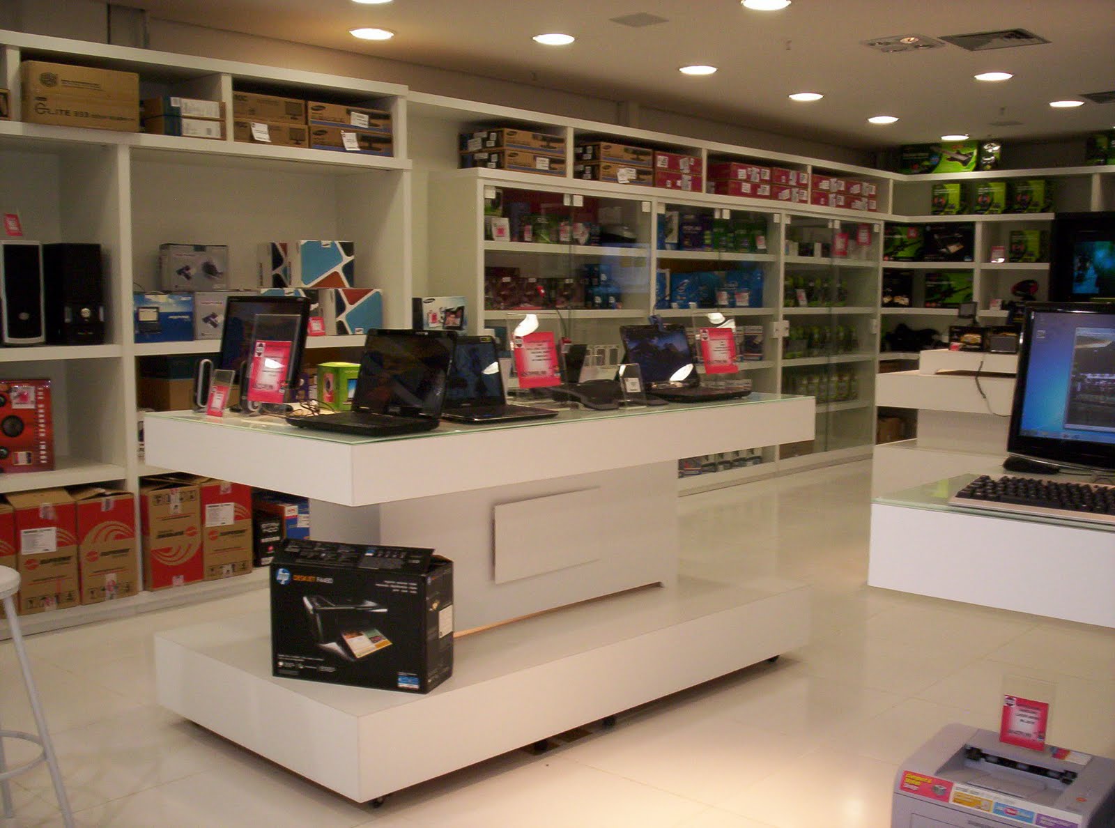 ANNAMARIA BUTRICO ARQUITETURA: ALL TEC INFORMÁTICA