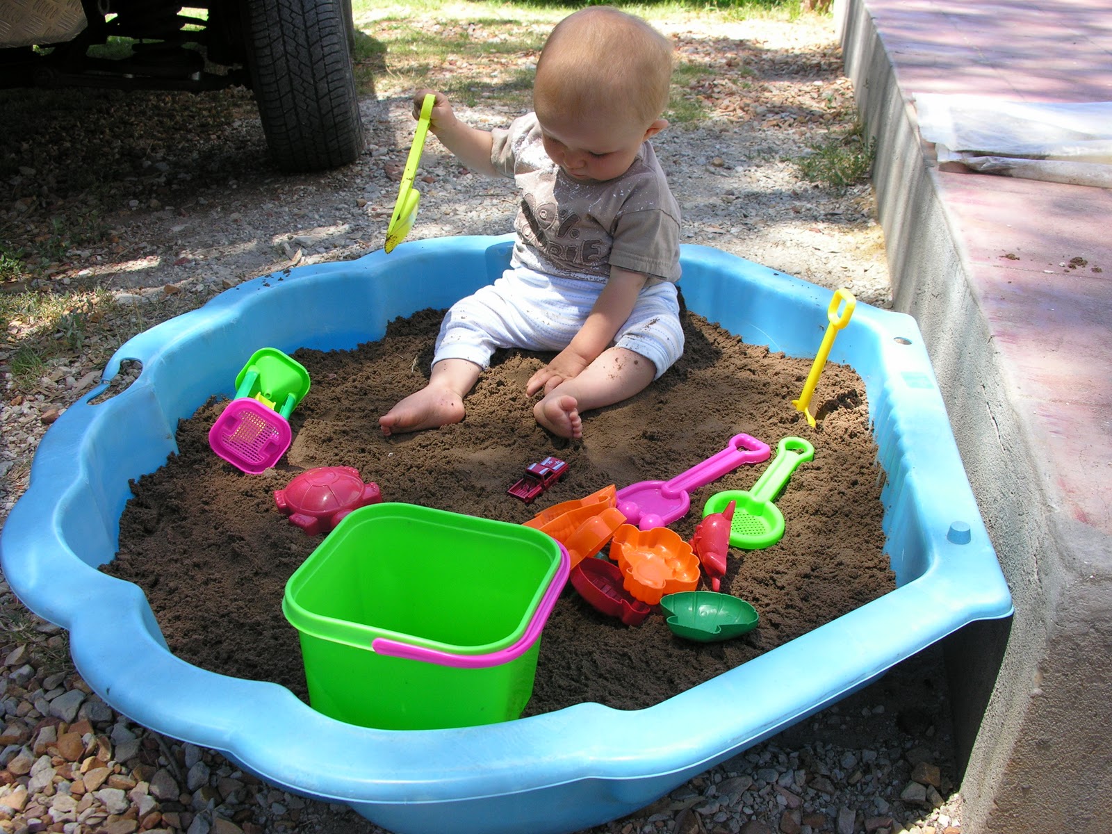 Andrew Caleb Mc Creadie: Sandbox fun!!!