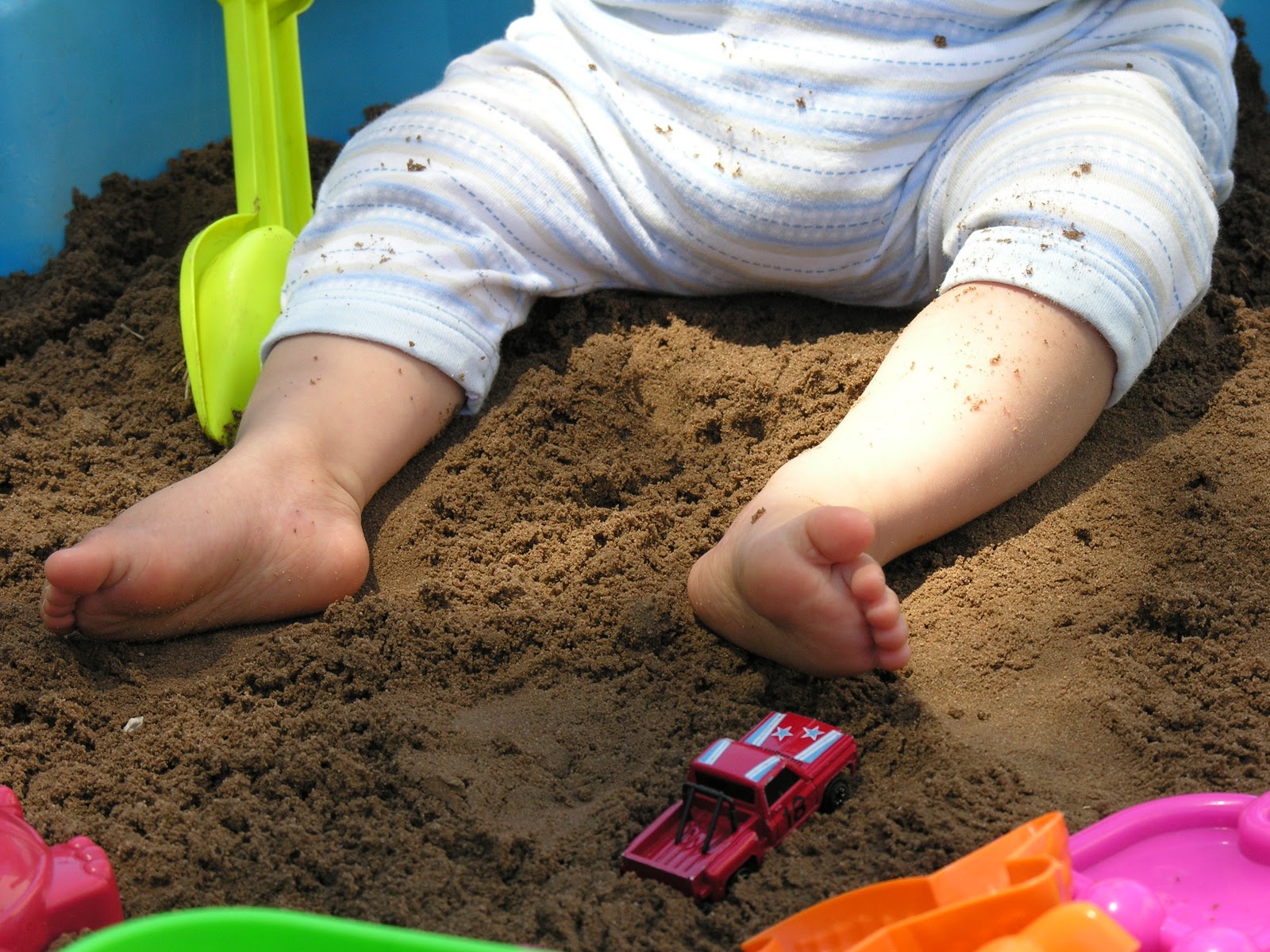 Andrew Caleb Mc Creadie: Sandbox fun!!!