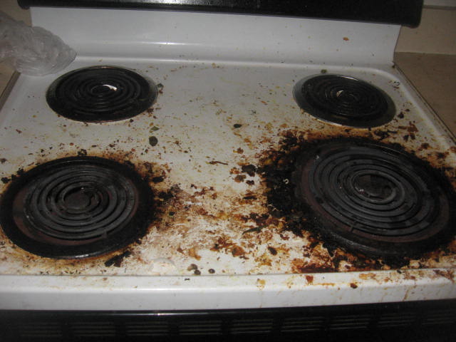 Maryland Cleaning Services: How to Clean a Dirty Stove