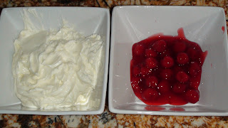 Bulochki (Russian yeast rolls) with Cream Cheese and Cherry Filling