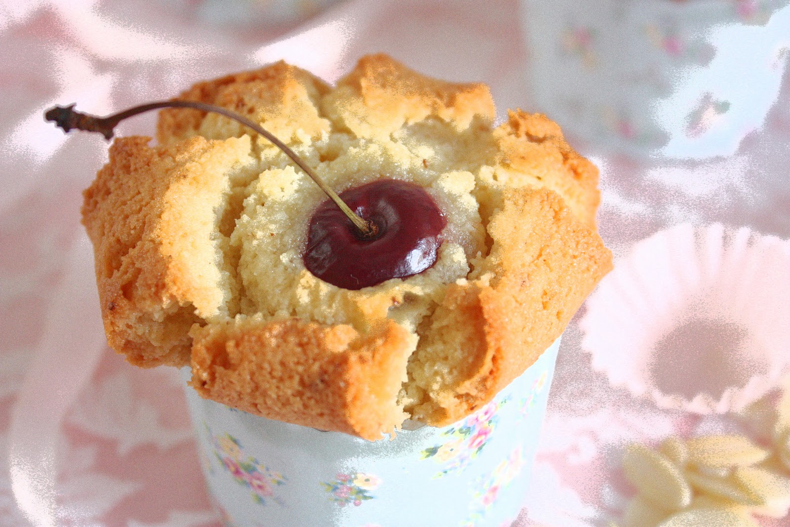 Cherry on a Cake: CHERRY CUPCAKE FINANCIERS