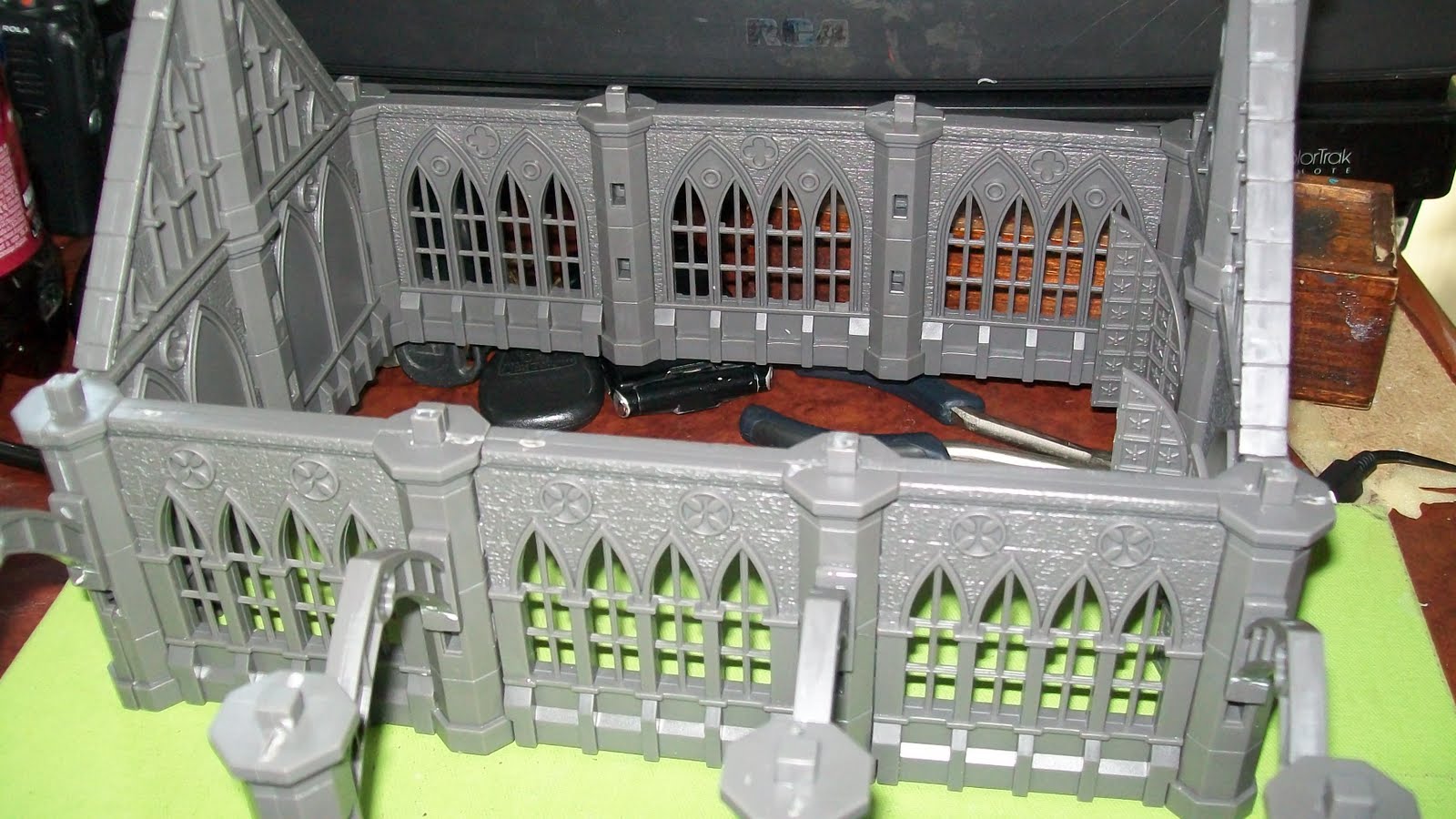 Ottawa Gamer: Review: Pegasus Hobbies Small Gothic Ciy Building 1