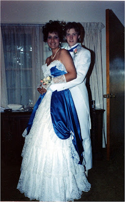 Confessions...of a Hopeless Romantic: Prom - 1986!