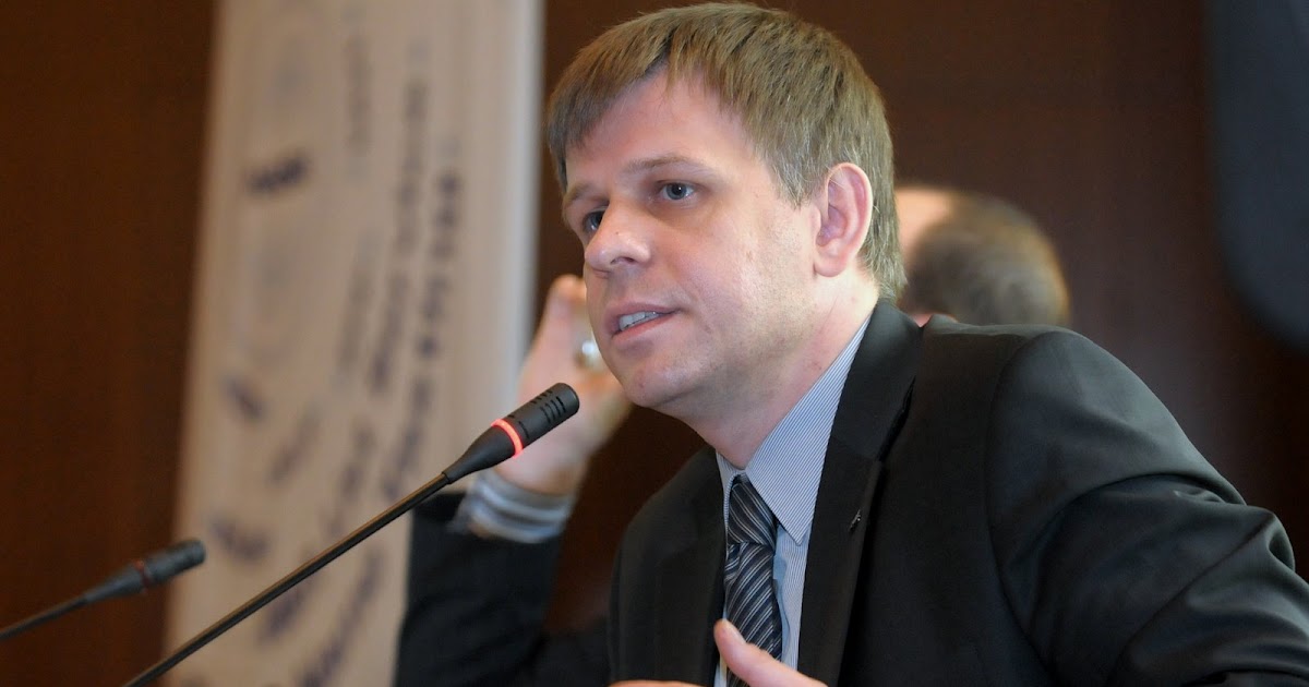 Information Security - Data Centers - Disaster Recovery: About Andrzej ...