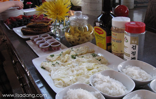 Dang It Delicious: Breakfast Buffet for Kids :) ...and Snoopy reruns