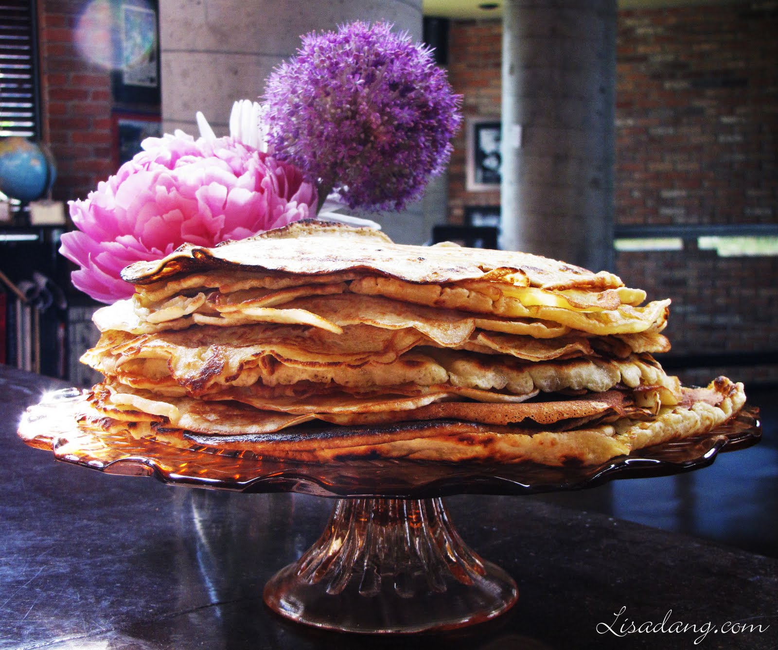 Dang It Delicious: Crêpes (berry-taco style)