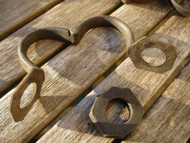 RestraintsBlog: 18th Century Iron Slave Manacles Cuffs & Chain